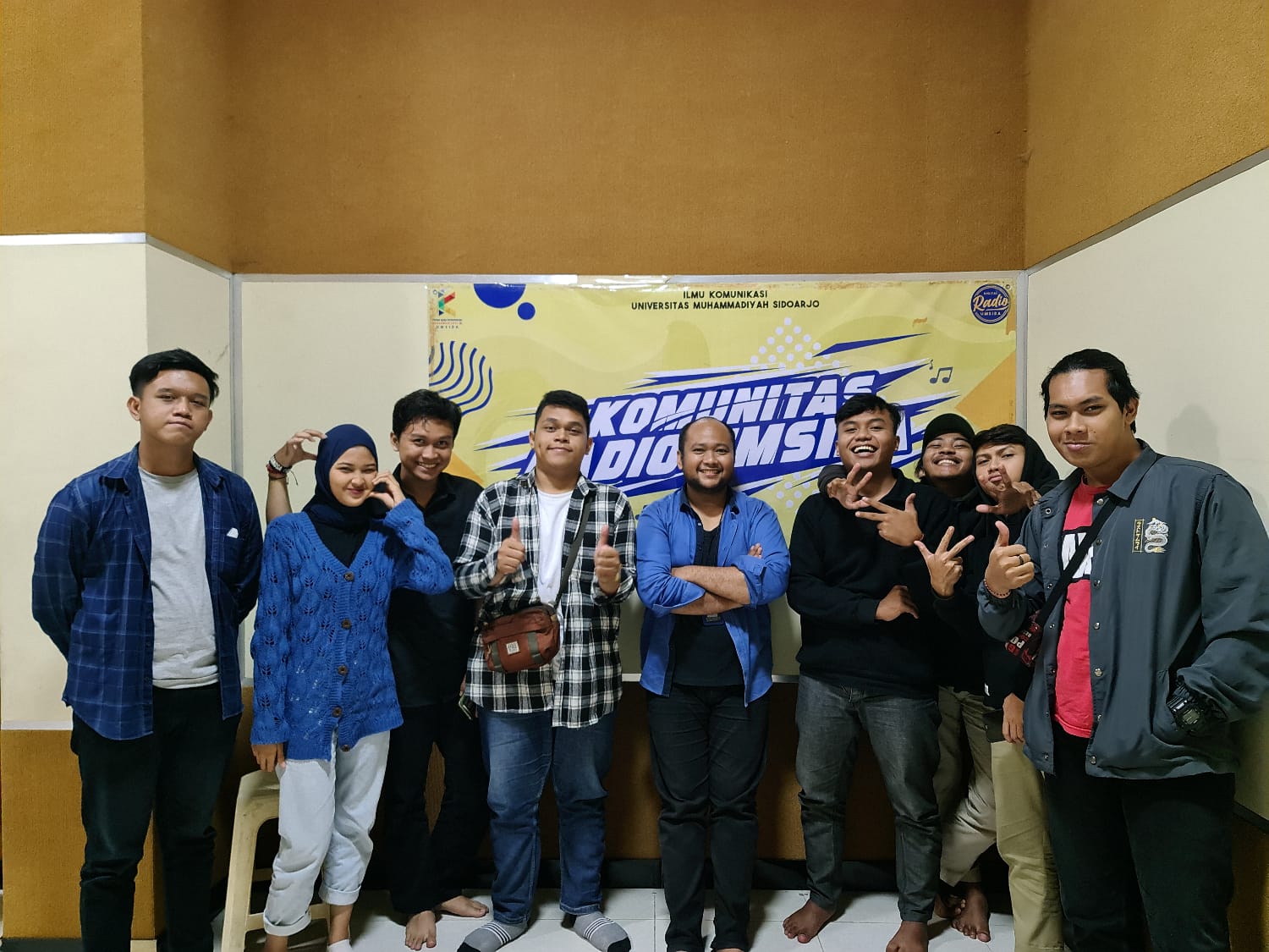 Talk Mbois Umsida Adakan Pelatihan Penyiaran Dengan Radio Republik ...
