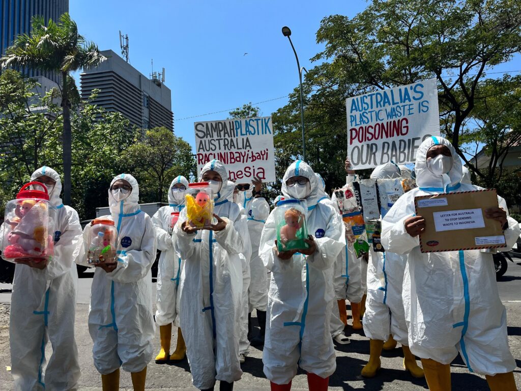 4 Mahasiswa Ikom Umsida magang di ecoton