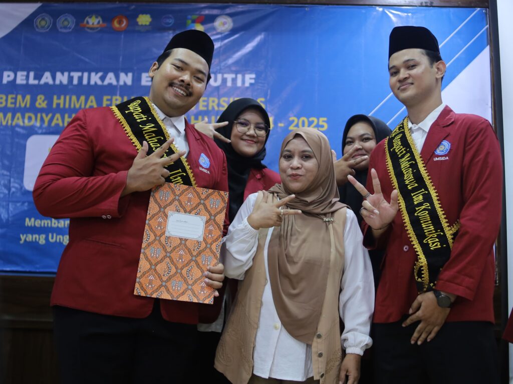 Pelantikan Himakom Periode 2024/2025 : Menuju Himpunan Mahasiswa dengan ...