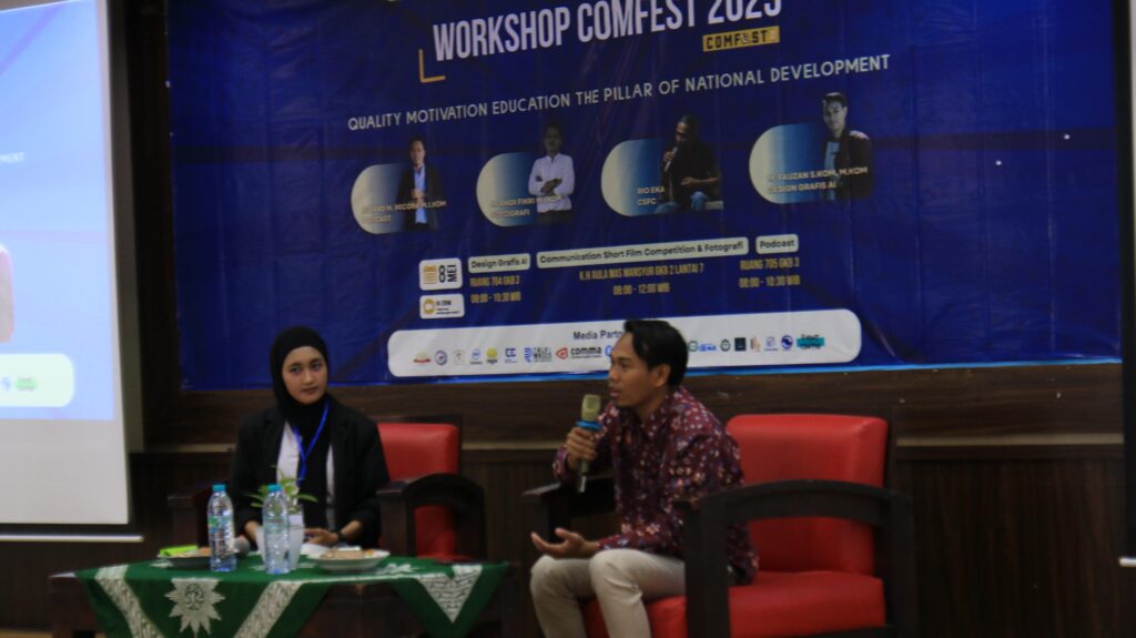 Workshop COMFEST 2025: Bekali Generasi Muda dengan Kecakapan Media ...